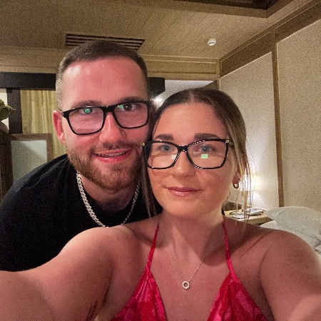 Chloe Crowley is fundraising for Against Breast Cancer