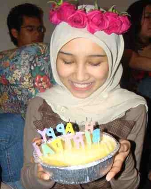 Shakira Hanim is fundraising for Save the Children