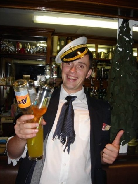 Andrew Bracken is fundraising for Macmillan Cancer Support