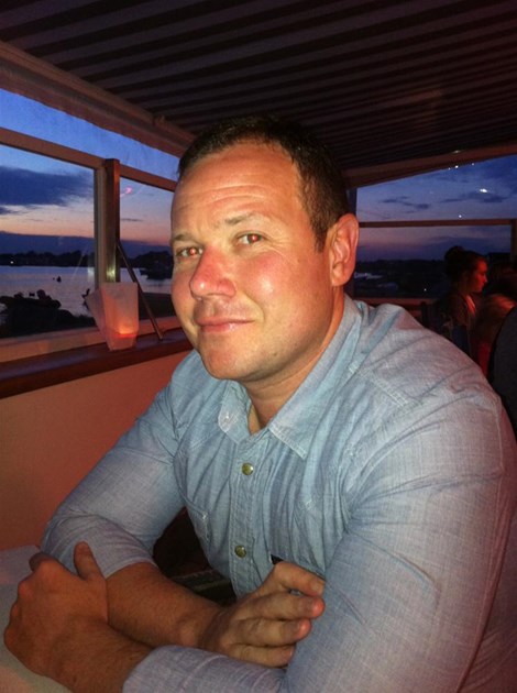 Lee Cornes is fundraising for Together for Short Lives