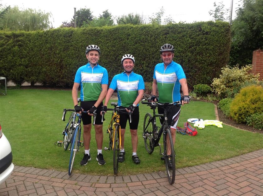Rowan crookes, Wayne Howe, Francis ayres C is fundraising for Alzheimer ...
