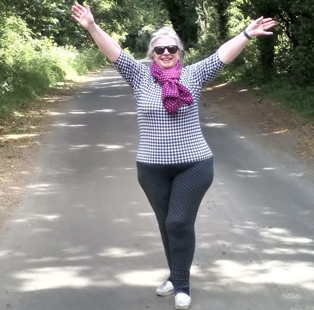 hilary macdonald is fundraising for Cancer Research UK