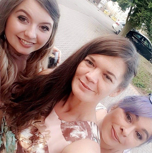 Jade Skipworth is fundraising for The Health Tree Foundation