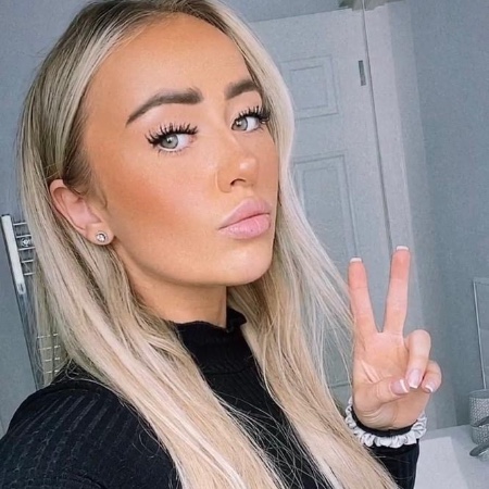 Charlotte Olivares is fundraising for Against Breast Cancer