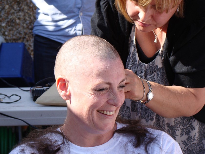 helen solomon is fundraising for Teenage Cancer Trust