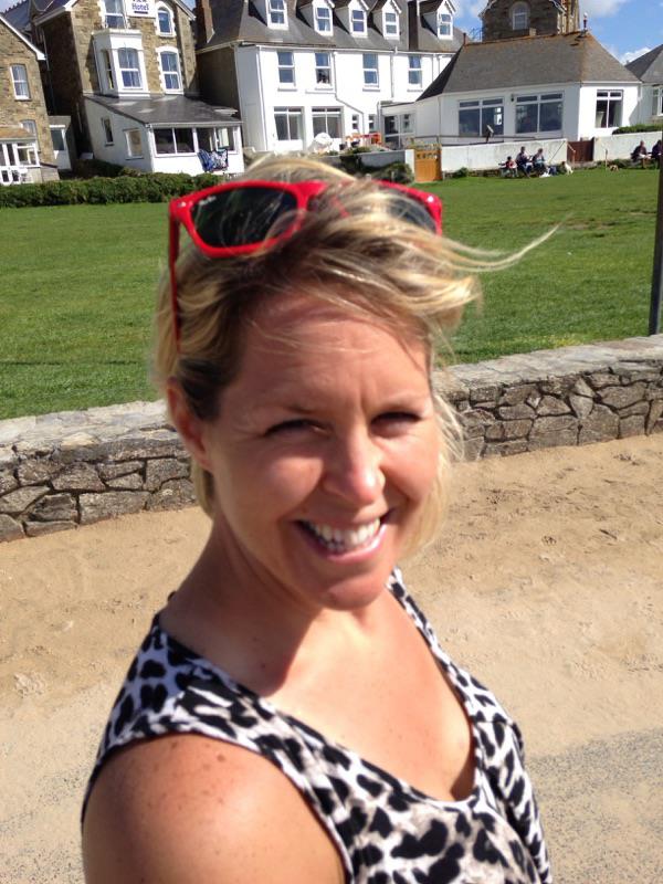 Tracey Simpson is fundraising for Mind