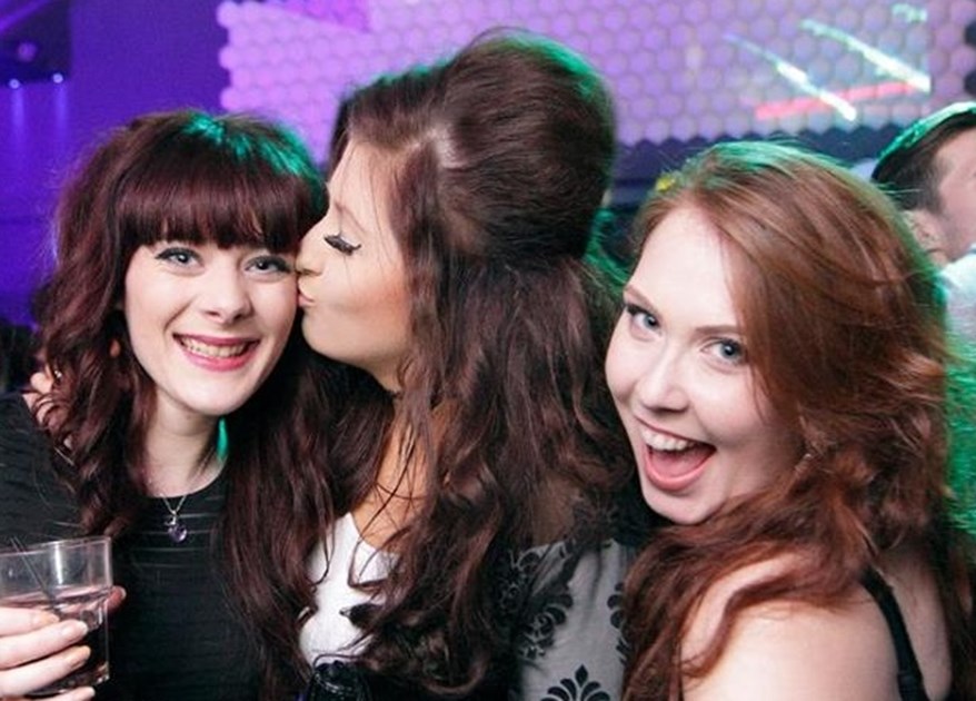 Hayley Gray is fundraising for Cancer Research UK