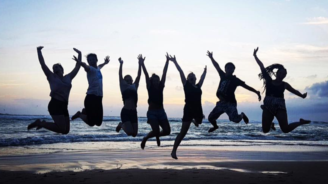 Tia Rowe is fundraising for Travelteer Impact