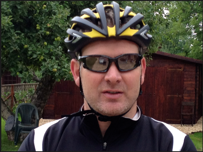 Stephen Crowe is fundraising for Cancer Research UK