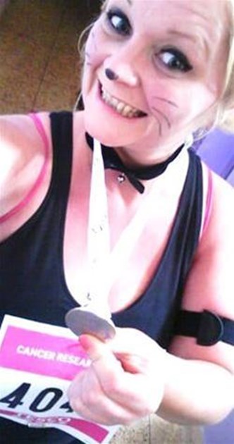 Debby Munro is fundraising for Cancer Research UK