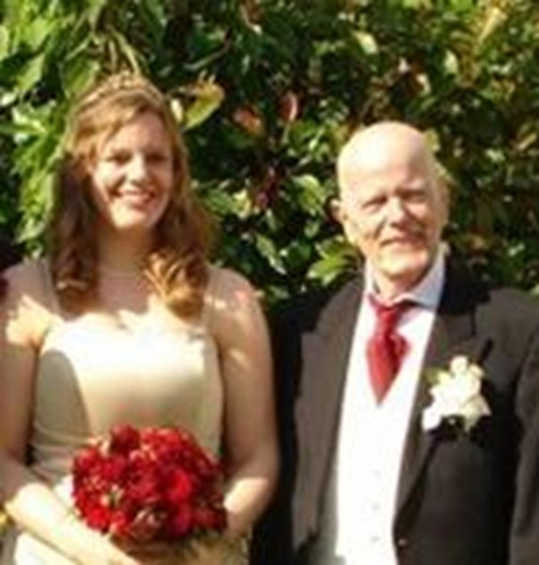 Lindsay Mitchell is fundraising for Cancer Research UK