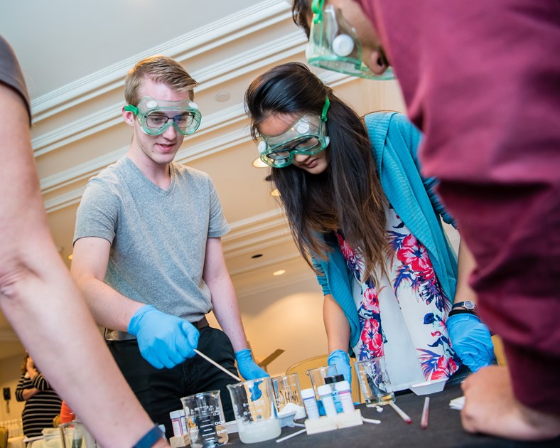 Anna-Katrina Shedletsky is fundraising for Society for Science