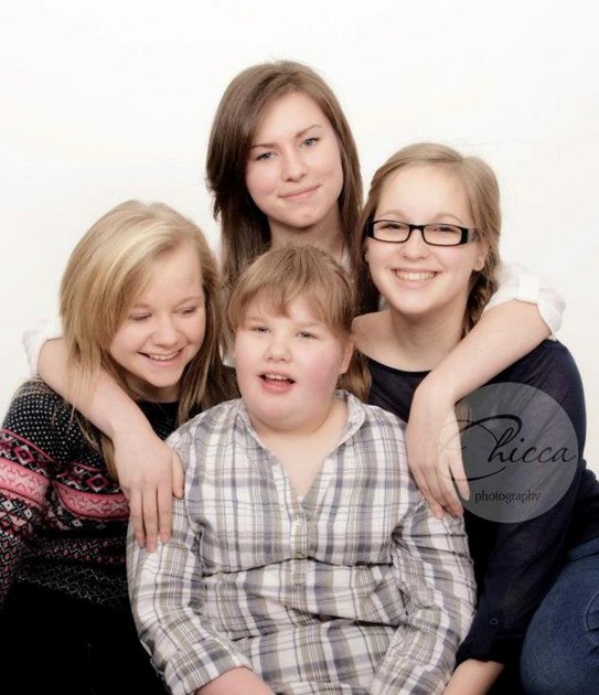 Shannon Dickinson is fundraising for Reverse Rett