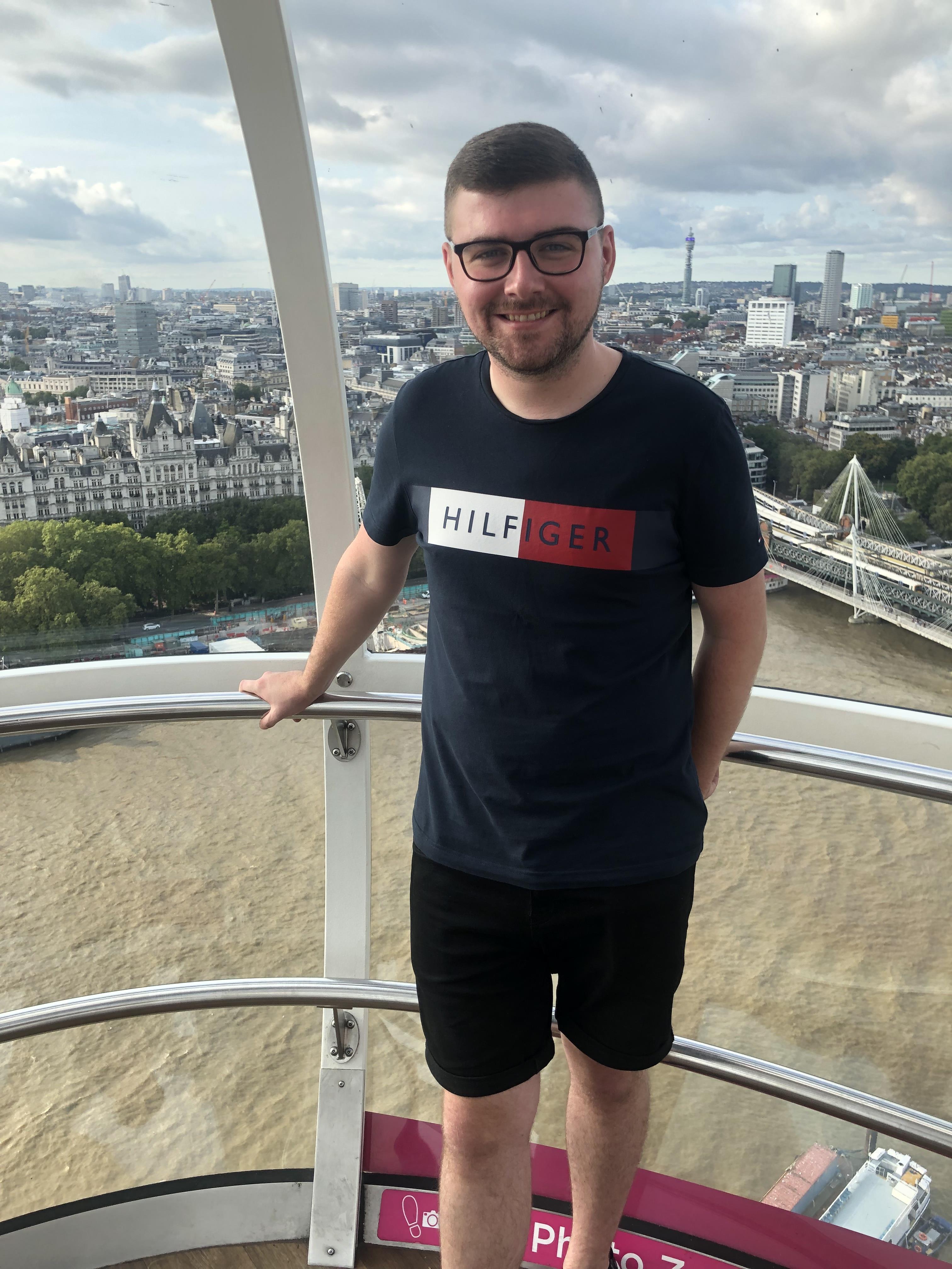 Ryan Howarth is fundraising for Macmillan Cancer Support