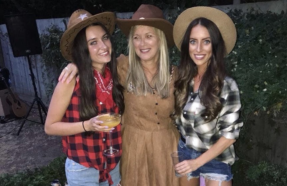 Chelsie Johnson is fundraising for Crohn’s & Colitis UK