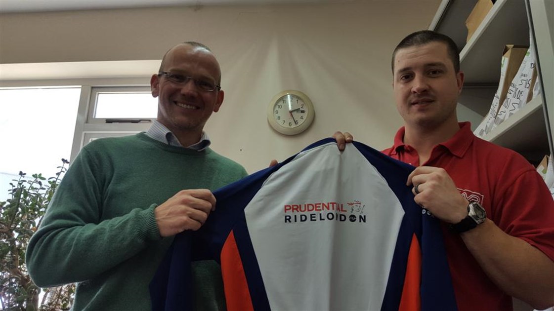 Garry Taylor is fundraising for Macmillan Cancer Support