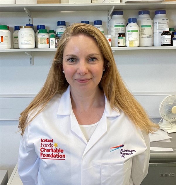 Lauren Walker Is Fundraising For Alzheimers Research Uk