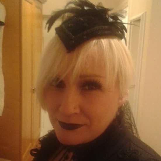 Katrina McAndrew-Bruce is fundraising for Cancer Research UK