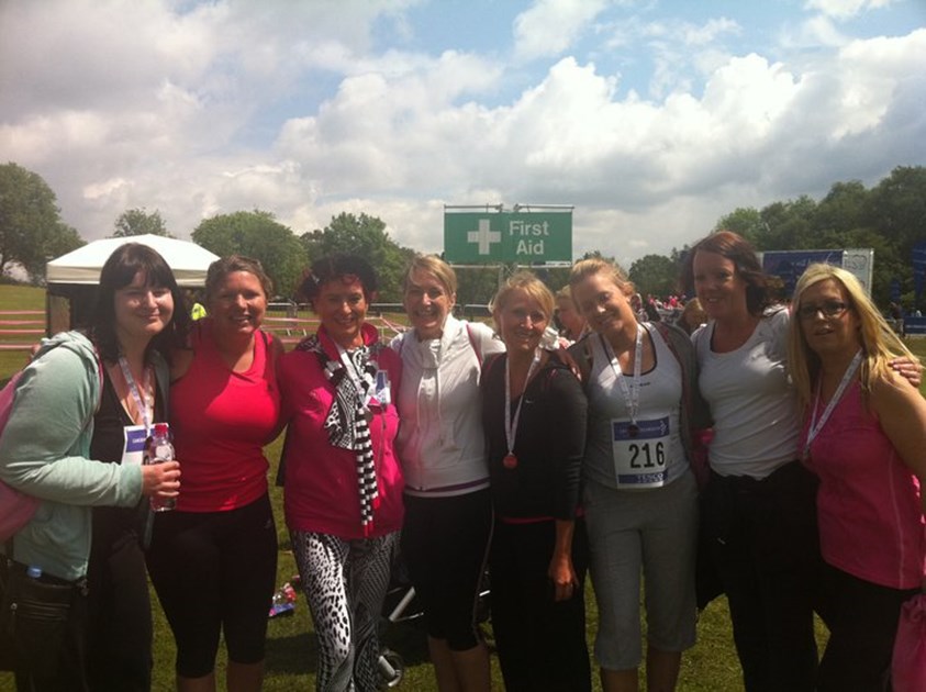Lisa McGuinness is fundraising for Cancer Research UK