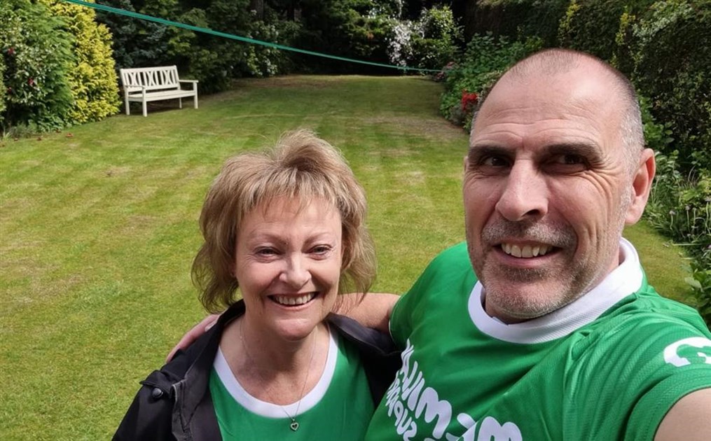 Debbie and Gary is fundraising for Macmillan Cancer Support