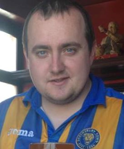 Gareth Smith is fundraising for Challenge Cancer UK