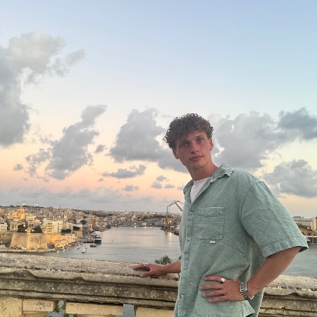 Ollie Withers is fundraising for Dorothy House