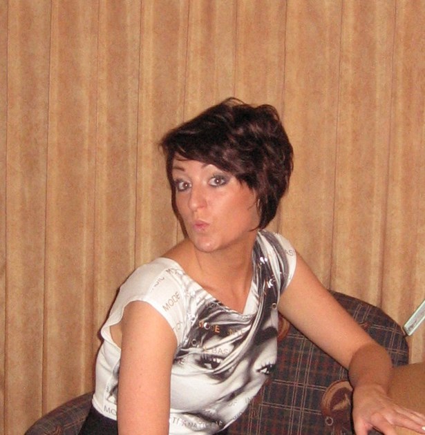 Rachel Fisk is fundraising for Cancer Research UK