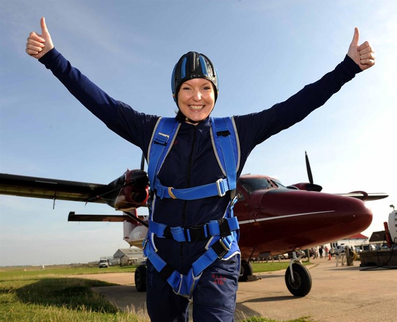 Kelly Dyer is fundraising for Alzheimer's Society