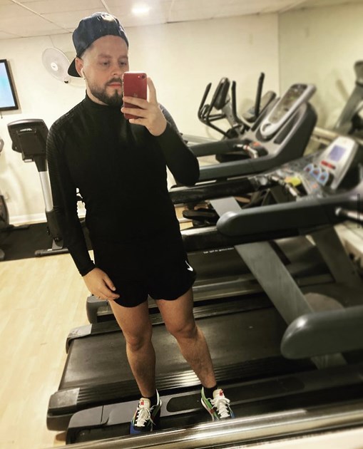 Damien Baker is fundraising for Breast Cancer Kent