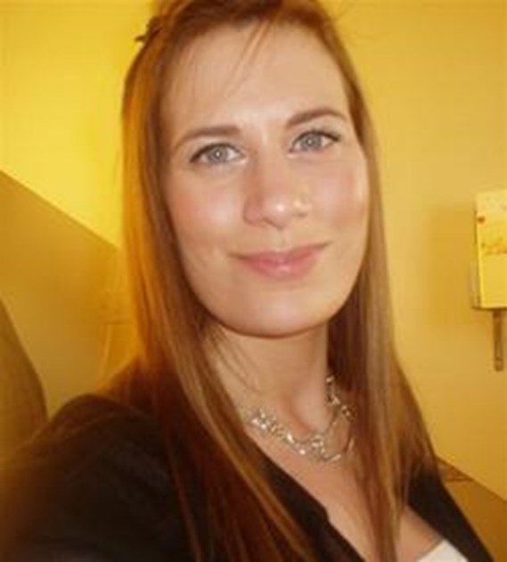 Laura Priest is fundraising for Cancer Research UK