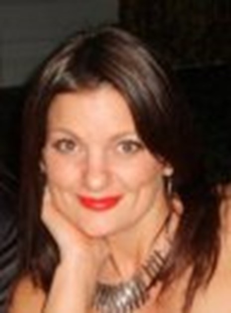 Toni Vincent is fundraising for St Elizabeth Hospice