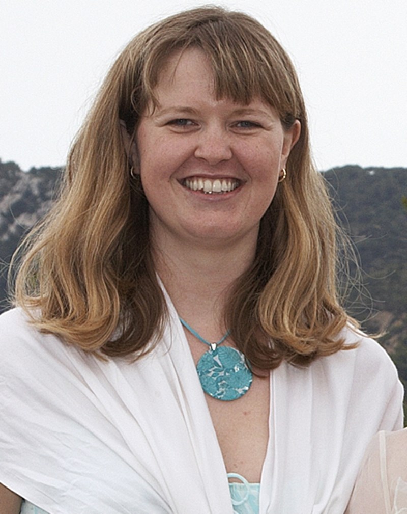 HELEN LOUISE CONNAUGHTON is fundraising for Hayward House Cancer Care Trust