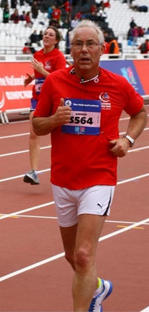 Andrew Dawes is fundraising for Manchester Aid to Kosovo