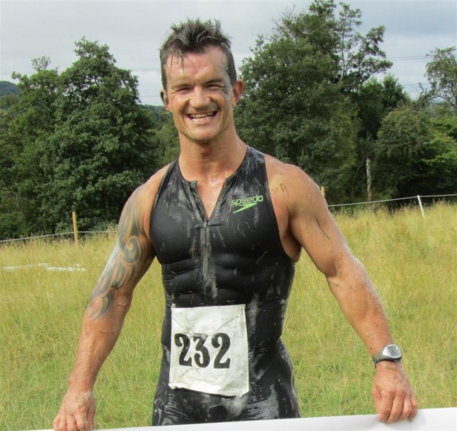 Darren Logan is fundraising for Acorns Children's Hospice Trust