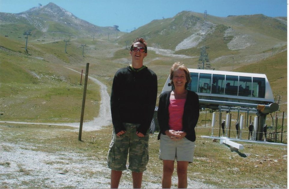 Marc Bowen is fundraising for Alzheimer's Society