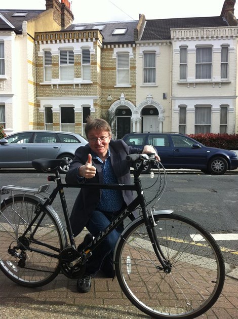 Benedict Warren is fundraising for Hospice UK