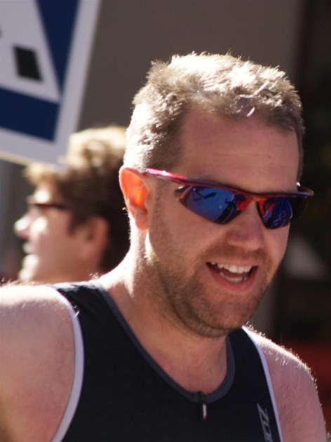 Andrew Gosling is fundraising for Cancer Research UK