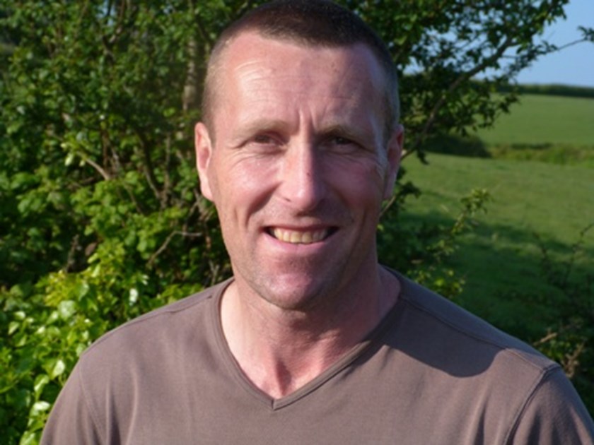 Tony Bagnall is fundraising for Alice's Escapes