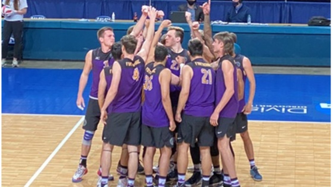 Kyle Snook is fundraising for Fontbonne University