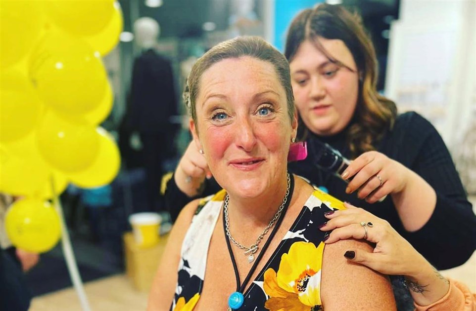 Sarah Bruce is fundraising for Highland Hospice