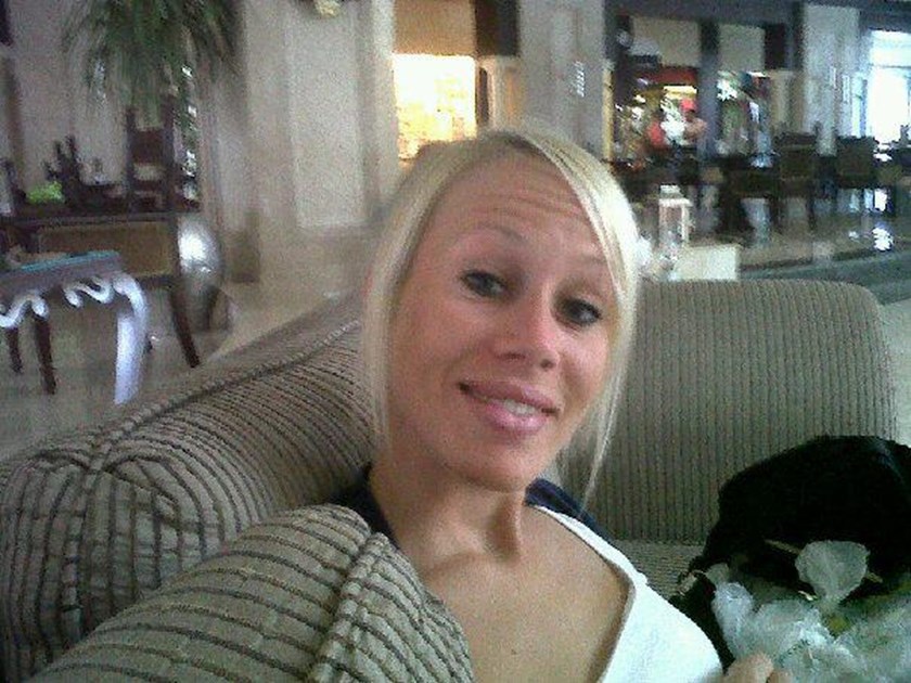Laura Sharpe is fundraising for Young Lives vs Cancer
