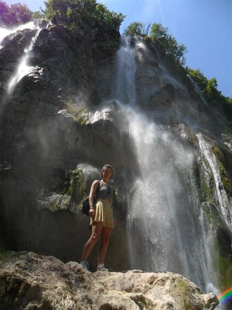 Genevieve Gilbert is fundraising for Voluntary Service Overseas