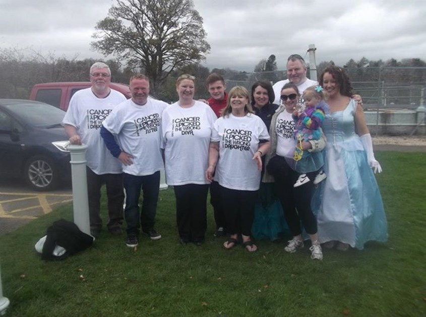 Laura Morrison is fundraising for Cancer Research UK