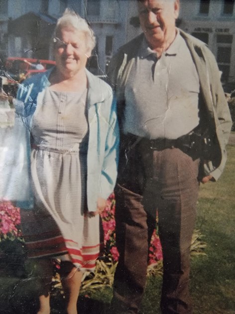 Simone Ellis is fundraising for Alzheimer's Society