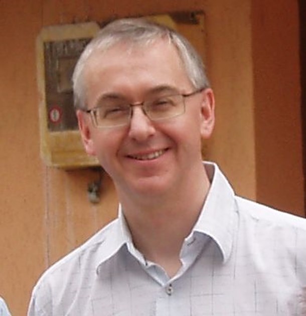 Colin Lowther is fundraising for Reach Beyond