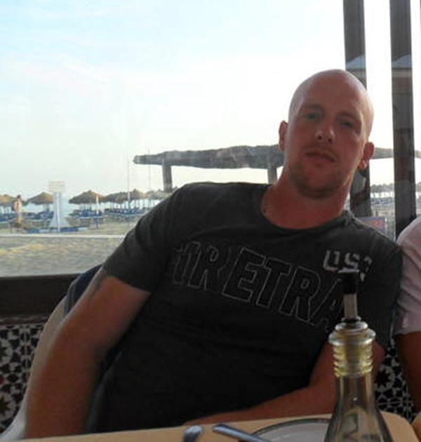 Kevin Roughton is fundraising for Iain Rennie Hospice At Home