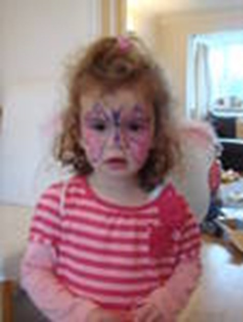 Layla Crowe is fundraising for tri for life