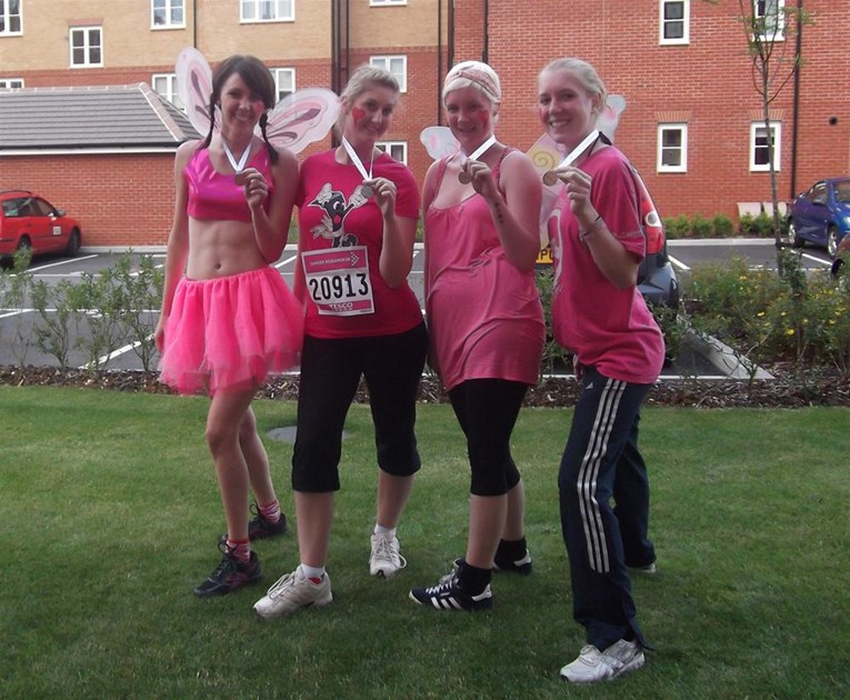 Liz Mead is fundraising for Cancer Research UK