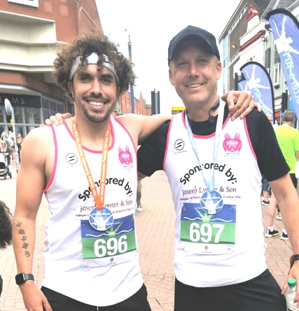 Wayne Goodall is fundraising for Alice Charity