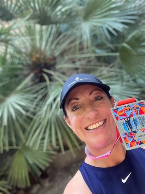 Laura Jane Stonehouse is fundraising for Alzheimer's Research UK